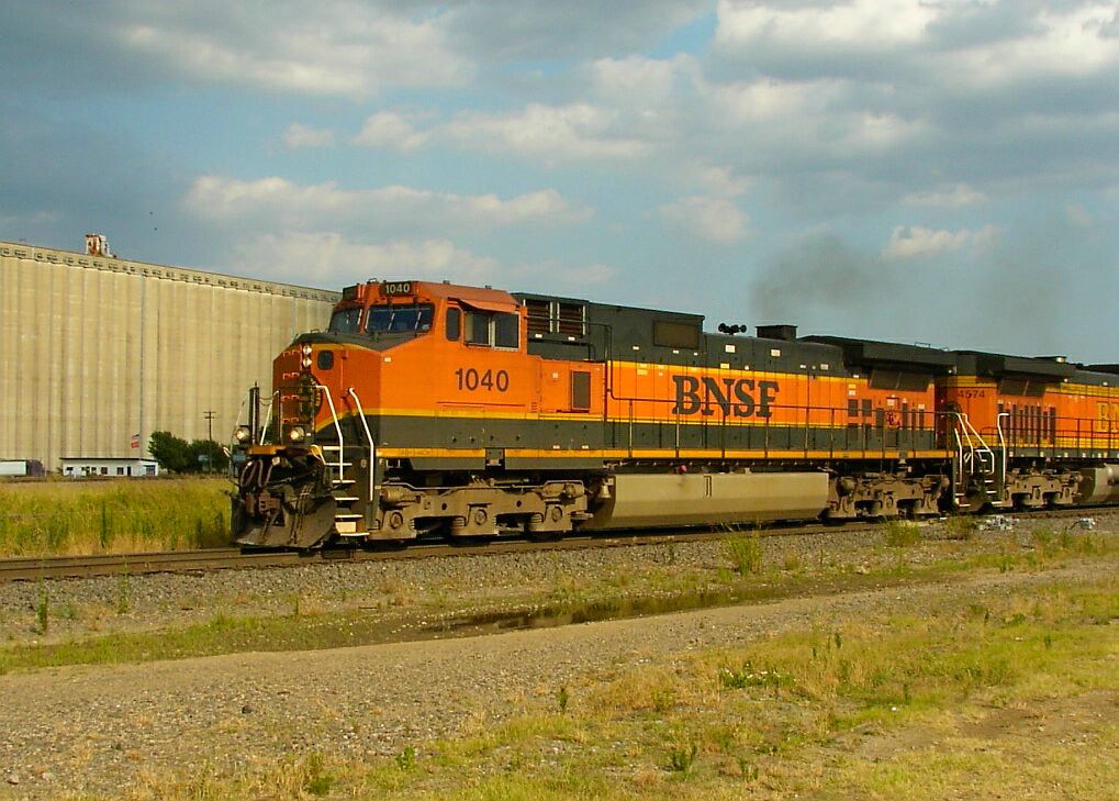 BNSF 1040